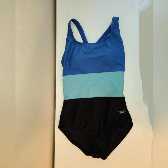 Speedo | Swim | Speedo Colorblock Swimsuit | Poshmark